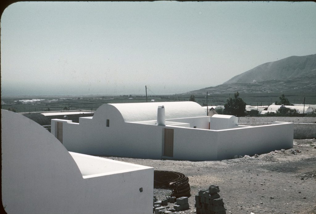 1956-58 – ΕΡΓΑ ΑΝΟΙΚΟΔΟΜΗΣΗΣ ΣΑΝΤΟΡΙΝΗΣ – Bogakos architecture